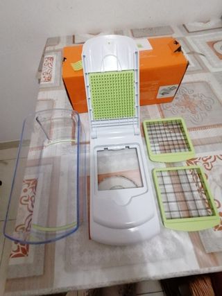 Affetta verdure e frutta, Ghidini