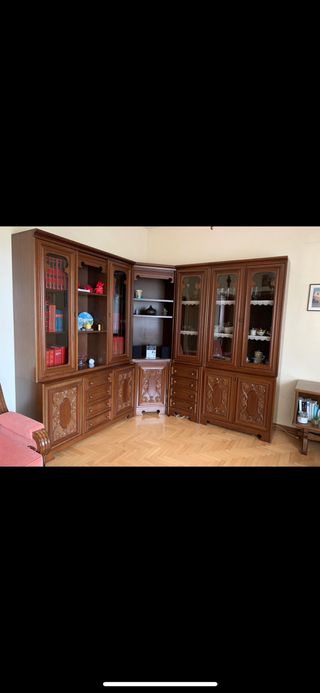 Mobile classico vintage in legno pregiato