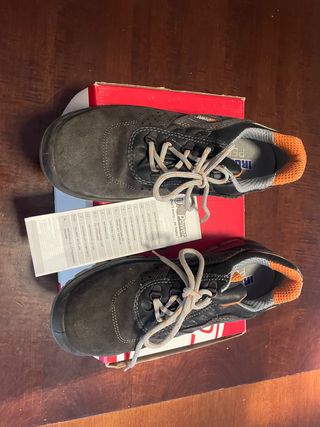 Scarpe antinfortunistiche