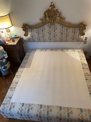 Letto seconda metà 1700 con testata in legno con