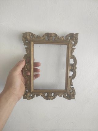 cornice VUOTA originale antica in legno e gesso.