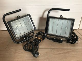 Faretti da esterno portatili.