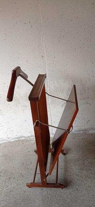 Appendi abiti in legno