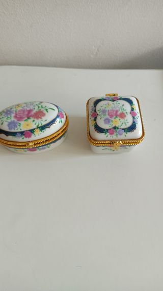 2 piccoli portagioie in ceramica