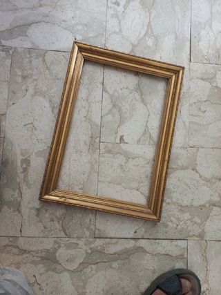 Cornice in legno oro a foglia