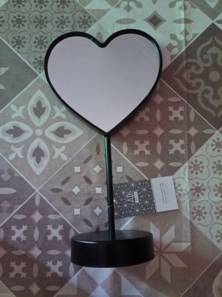 Specchio a cuore