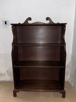 Antica libreria in mogano