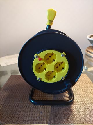 Rotolo Prolunga 25 mt con 4 prese shuko