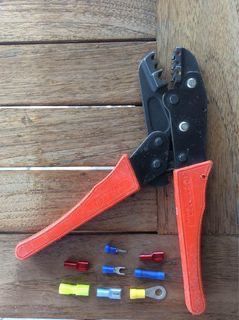 Pinza per capicorda isolato Cembre