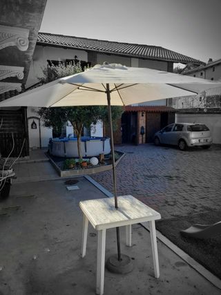 Tavolino + ombrellone