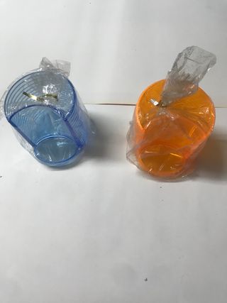 Portapenne in plastica