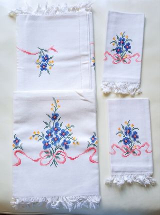 Asciugamani puro lino ricamati 4 pezzi