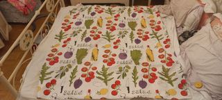 bella tovaglia nuova sintetica lavabile