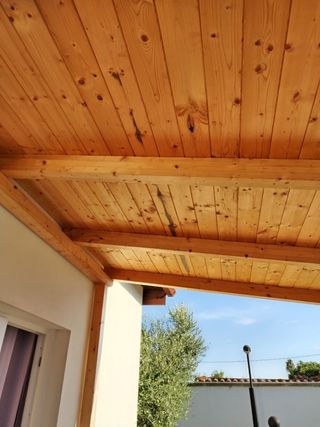 Tettoia legno lamellare