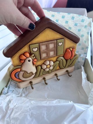 Appendichiavi in ceramica Thun