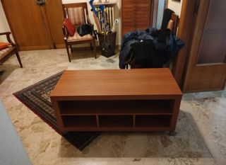 carrello porta tv con ruote, in legno