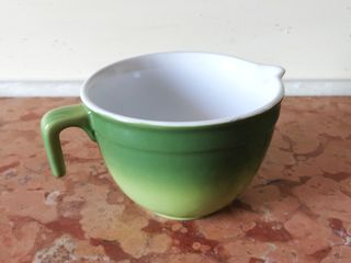 Ciotola verde con manico - ceramica