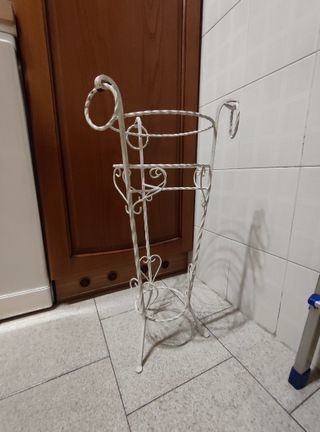 Porta vaso in ferro battuto shabby chic