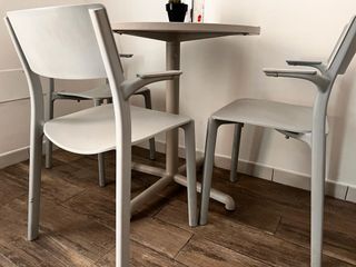 Tavoli e sedie per bar o giardino