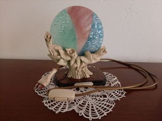 Soprammobile / abatjour illuminato in vetro colora