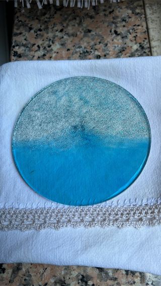 Sottobicchiere in resina blu con glitter