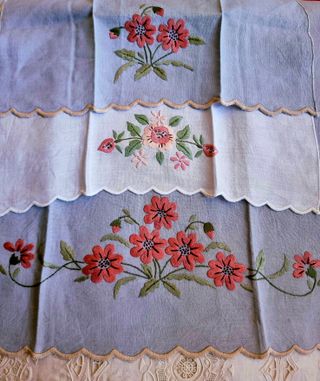 3 Asciugamani puro lino ricamo a mano
