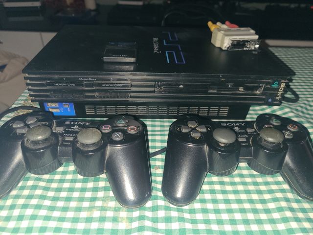 Ps2 consola de segunda mano por 50 EUR en Valladolid en WALLAPOP