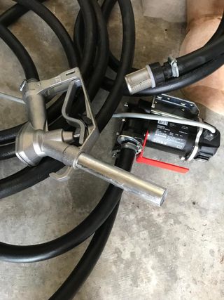Pompa travaso carburanti 12v.