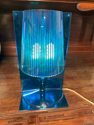 Lampada da tavolo Kartell