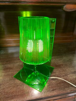 Lampada da tavolo Kartell