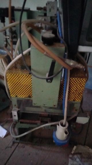 attrezzature per occhiali in metallo