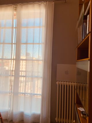 2 tende in lino con anelli ed asta in acciaio