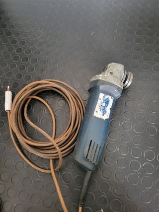 smerigliatrice angolare