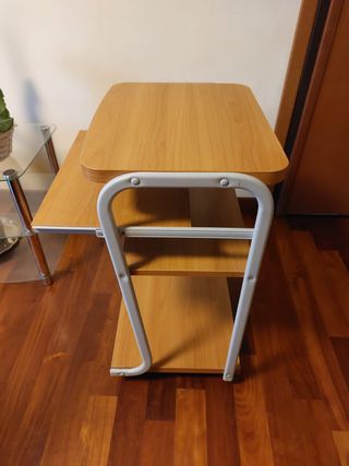 Mobiletto porta PC