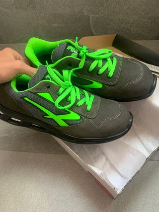Scarpe NUOVE UPOWER 43