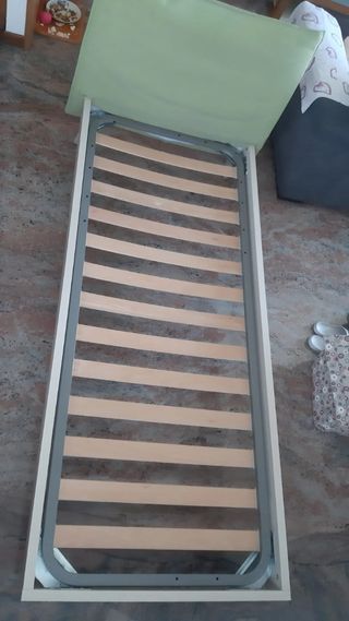 Letto singolo, vendita solo di persona