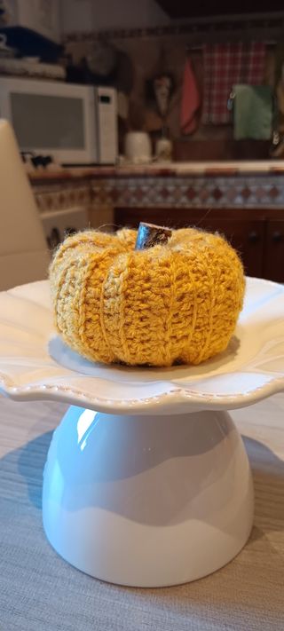 Zucca realizzata a mano in crochet