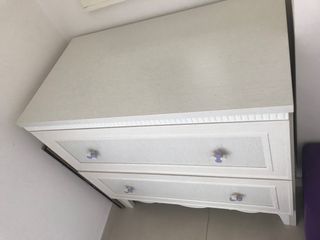 Cassettiera con specchio