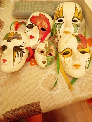 Mascherine veneziane da appendere