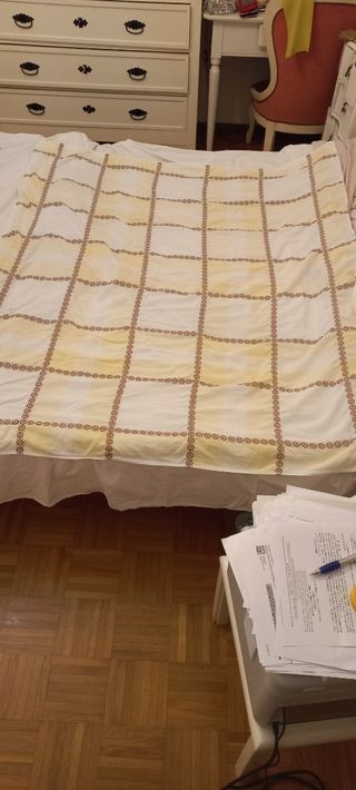 tovaglia in buon cotone con tovaglioli