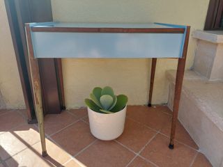 Tavolino modernariato. Formica.