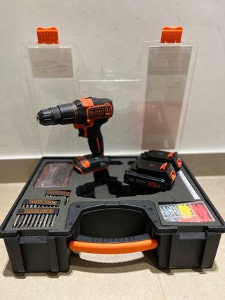 trapano avvitatore a batteria black decker 18v
