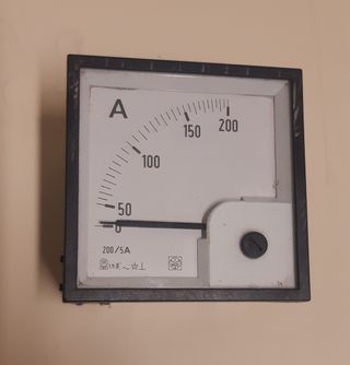 Amperometro analogico da pannello 200A
