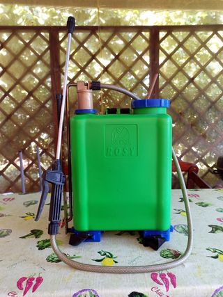 Polverizzatrice a pressione a spalla 15l
