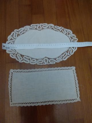 set 2 centrini in lino