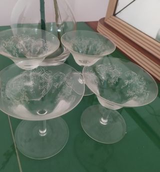 Bellissimo set di 4 coppe da macedonia