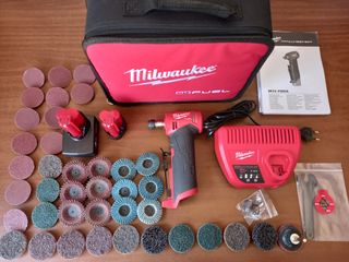 Set Milwaukee M12 mini smerigliatrice angolare