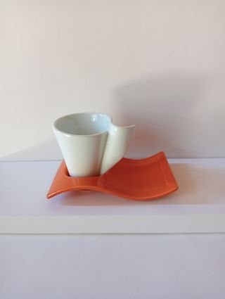 Tazzina da caffè con piattino