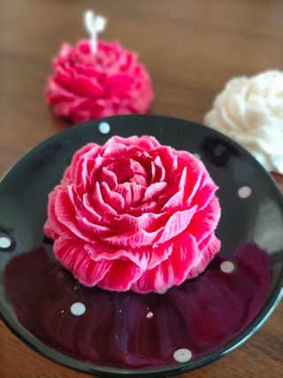 candela cera di soia colorata e profumata Peonia