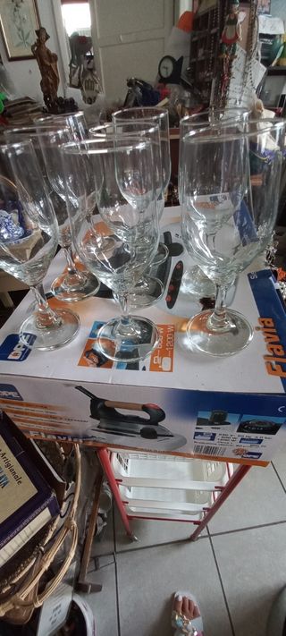 8 bicchieri nuovi euro 7